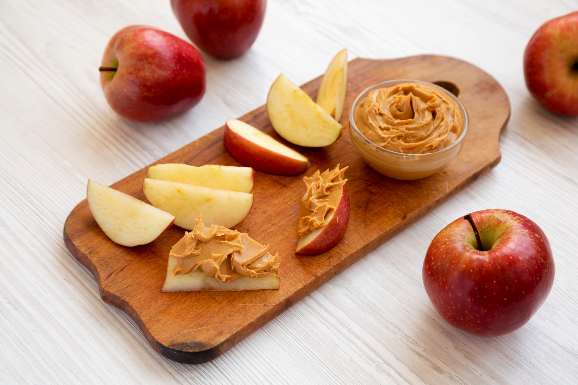One Afternoon Snack That Prevents the 3 PM Crash - Light Orange Bean