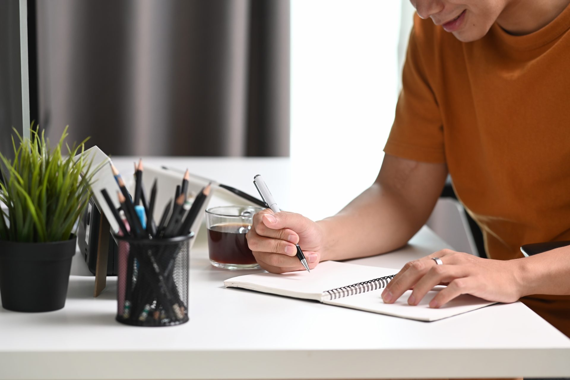 The One Weekly Planning Habit That Keeps You Consistent - Light Orange Bean